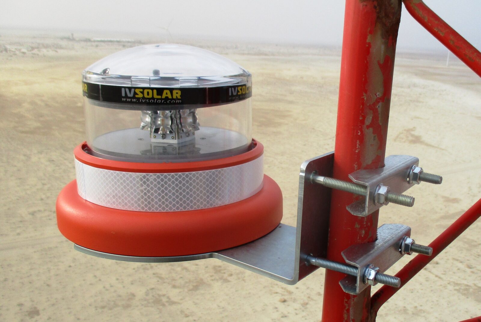 All-in-One: Yesterday and Today of Obstruction Warning Lights - IV Solar